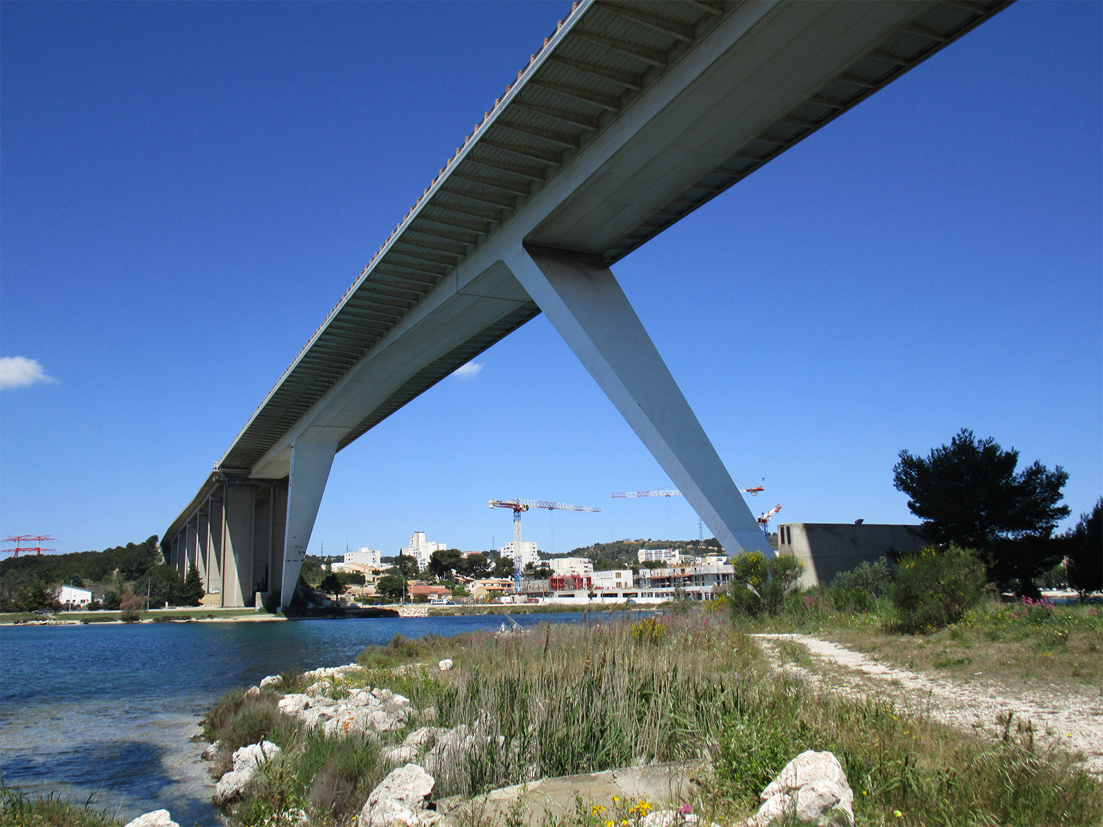 Diagnostic et renforcement sismique du viaduc de Caronte sur l'autoroute A55 à Martigues | Cerema